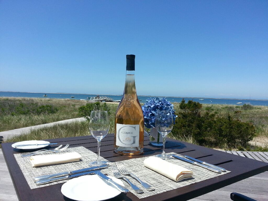 TOPPER'S: A Wine Buff's Paradise